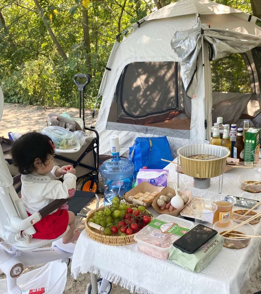 Ultimate Family Adventure: The Essential Pack List for Glamping with ...