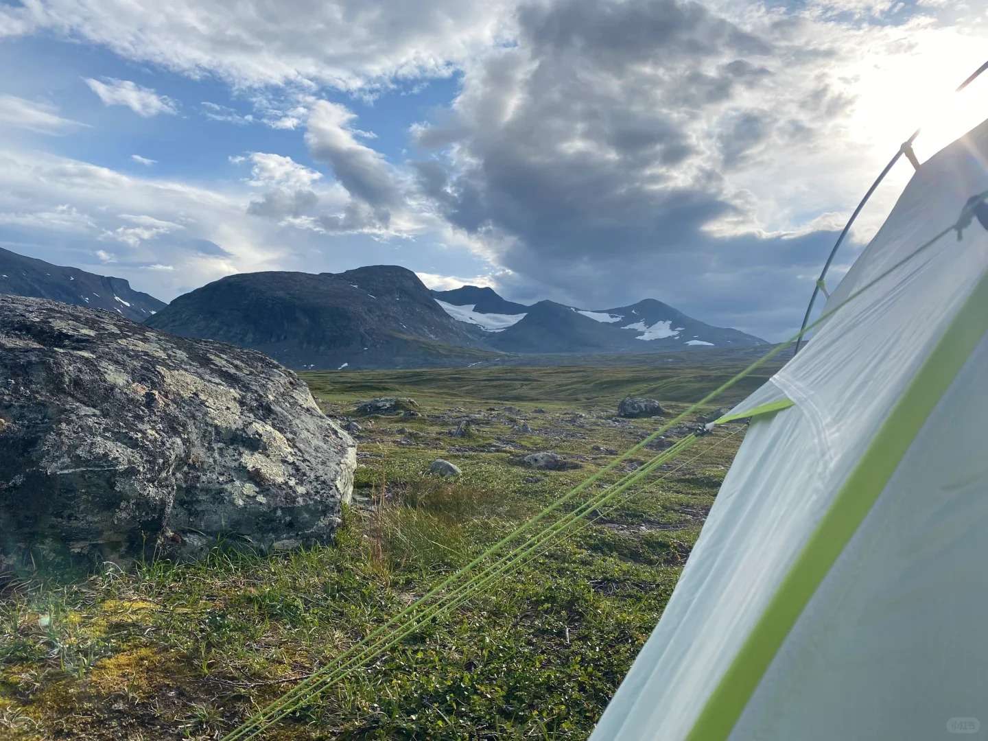 How to Pack a Wet Tent? - CampingAttitude.com