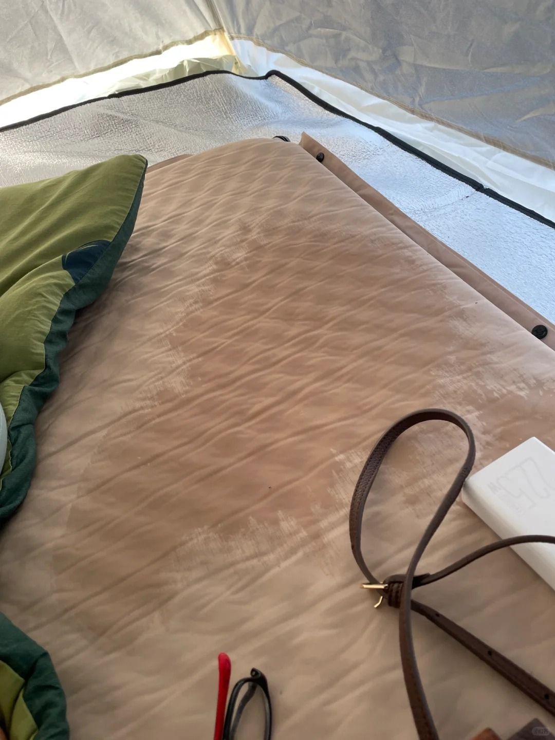 8 Reasons Why You Should Put A Tarp Under A Tent - CampingAttitude.com