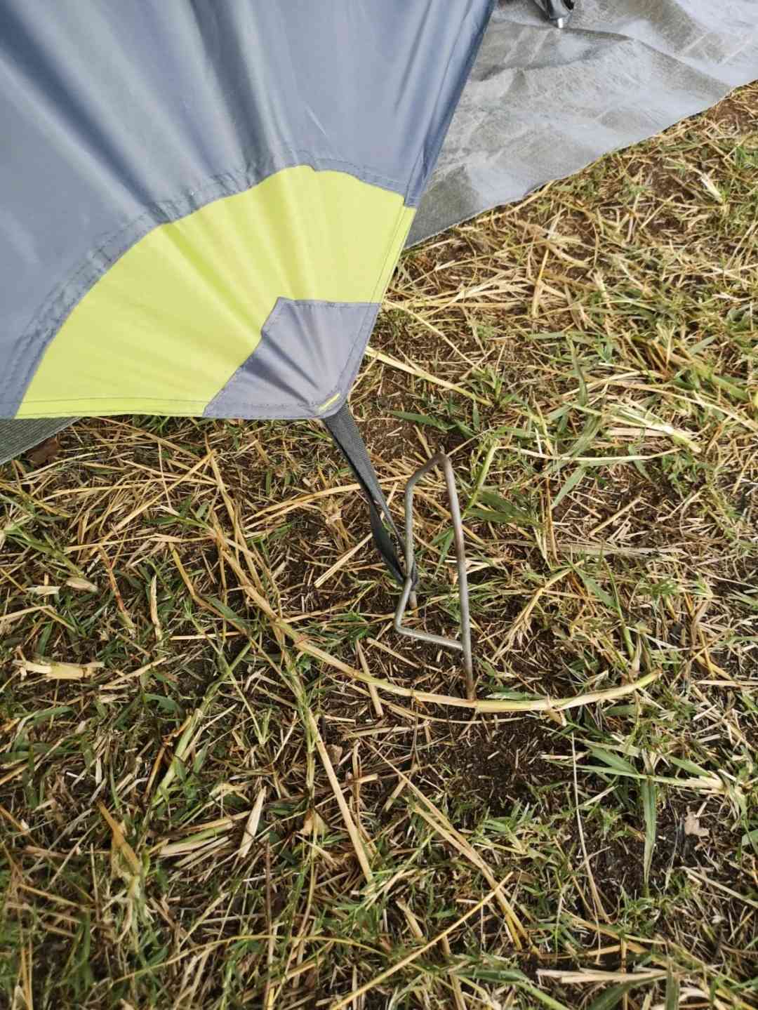 How to Put a Tarp Under a Tent? - CampingAttitude.com